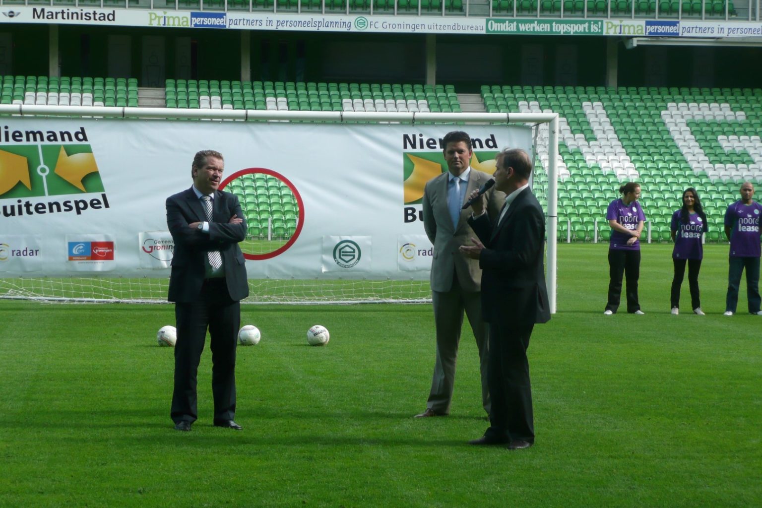 Campagne 'Niemand Buitenspel' van start - FC Groningen