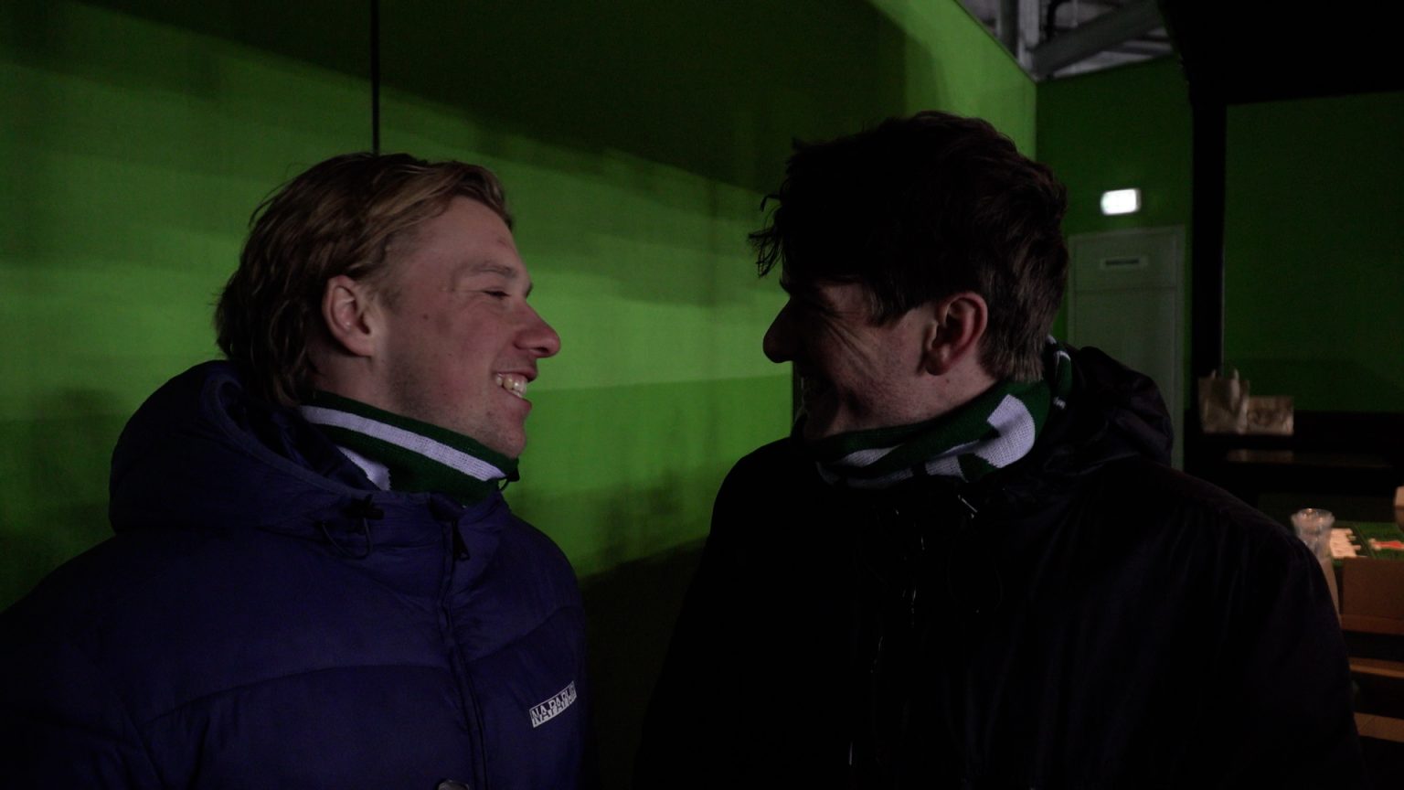 Bart en Tim: De helden van het Knickerbockers damesvoetbalteam - FC ...