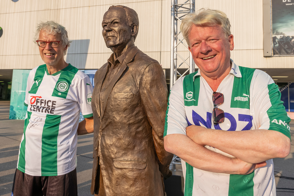 Kom zondag op tijd naar Euroborg, optreden van Pé en Rinus - FC Groningen