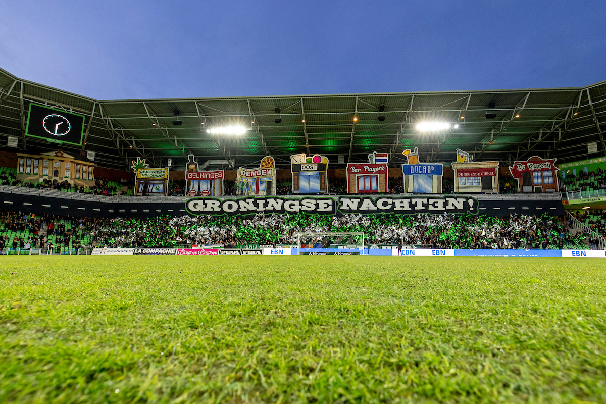 Collecte voor sfeeracties op Noordtribune - FC Groningen