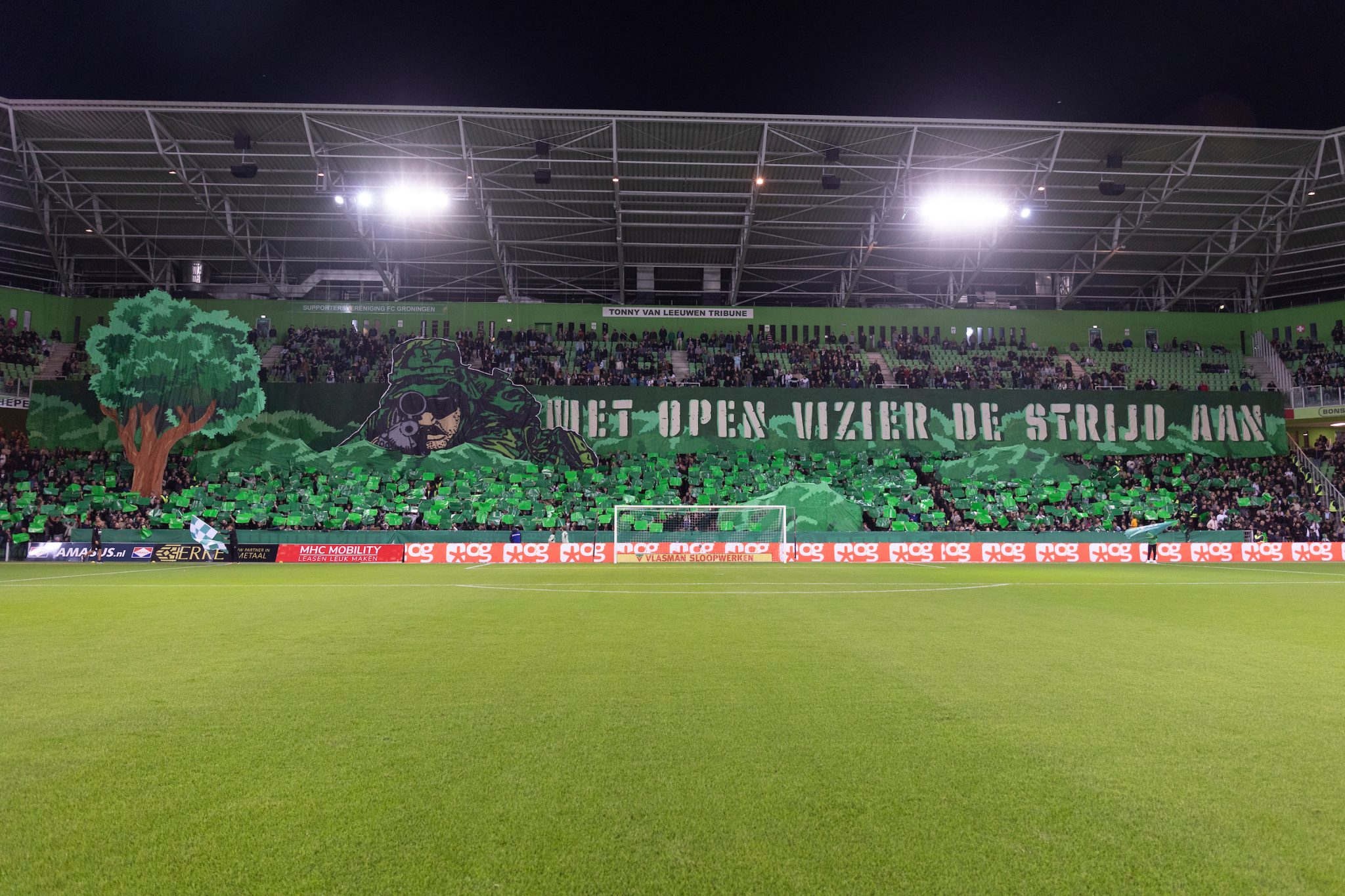 Collecte Noordtribune Groningen bij alle ingangen Euroborg - FC Groningen