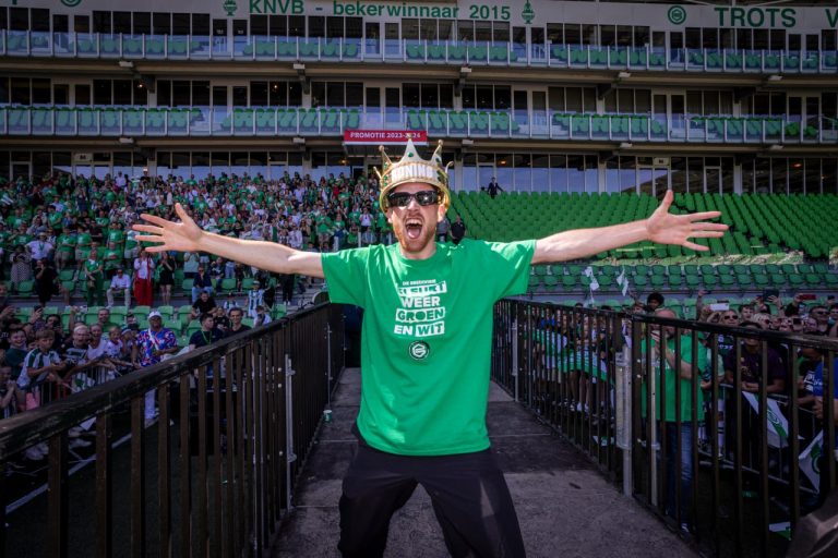 Kijk hier de huldiging in Euroborg terug - FC Groningen