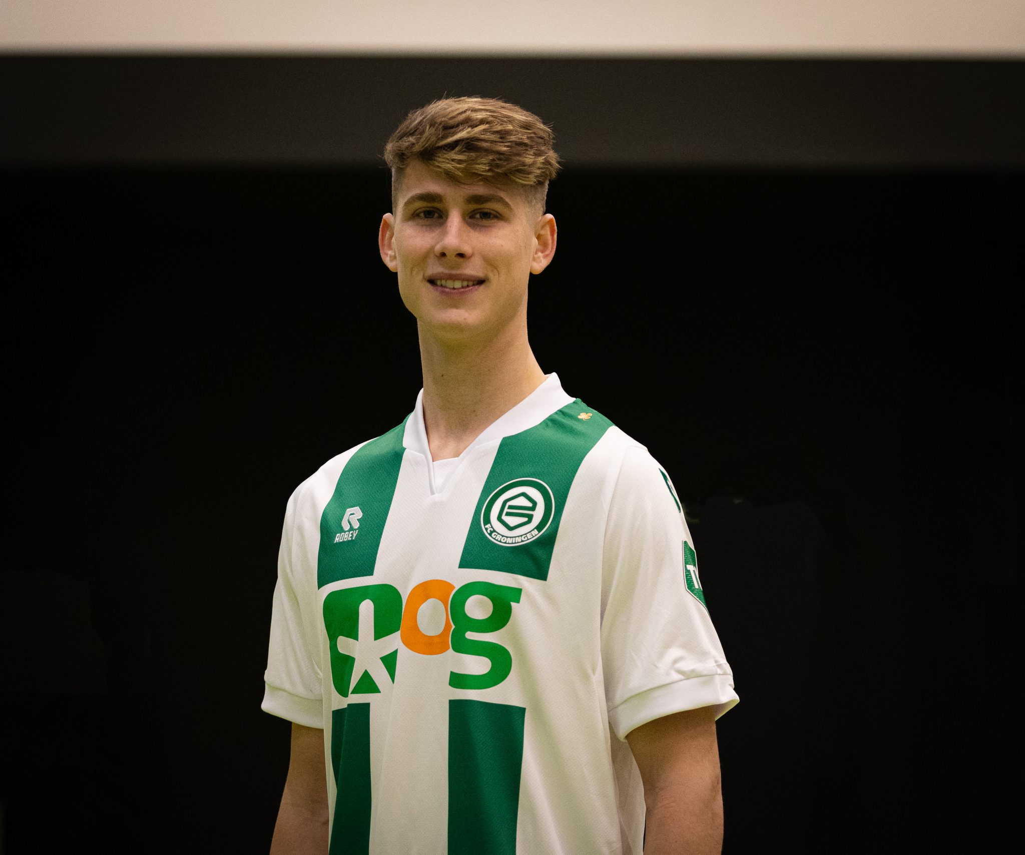 FC Groningen huurt Dave Kwakman van AZ - FC Groningen
