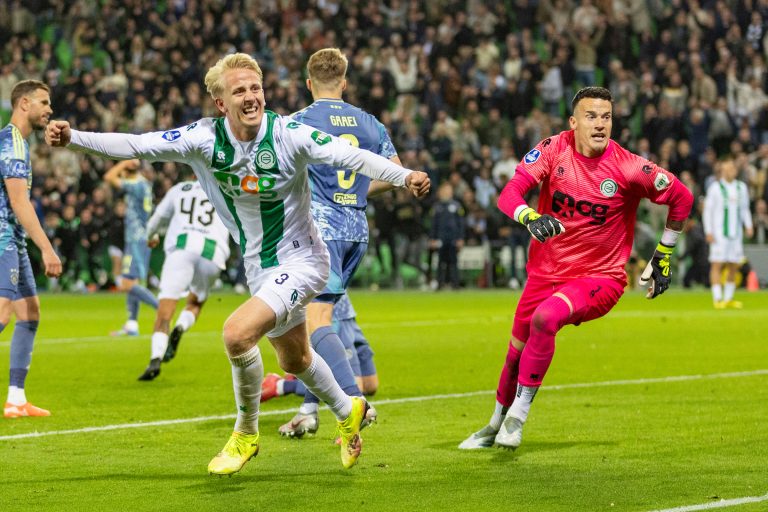 Strijdbaar FC Groningen verliest in Euroborg van PSV - FC Groningen