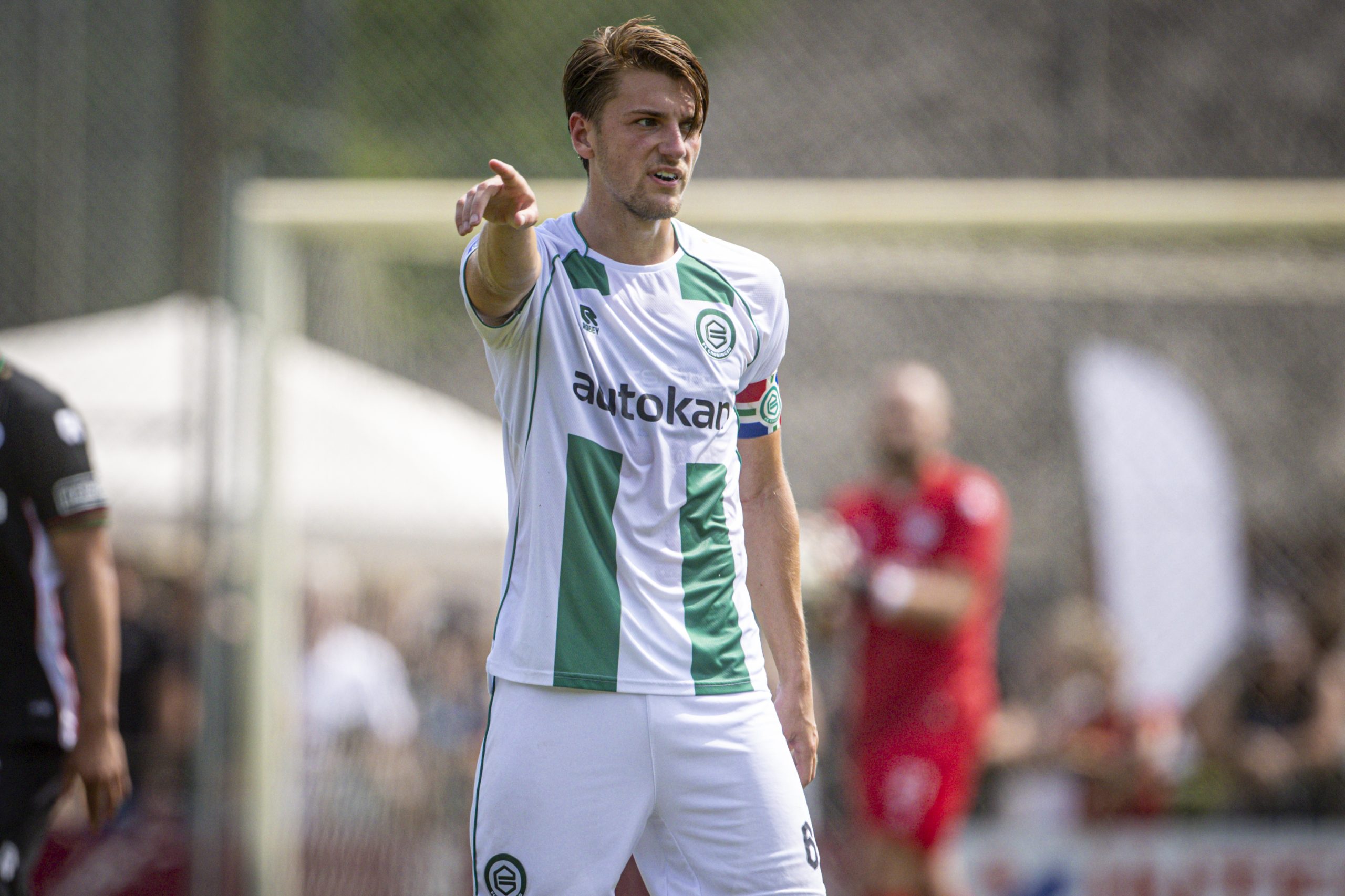 Resink: ‘Als aanvoerder uitstralen waarvoor FC Groningen staat’ - FC ...