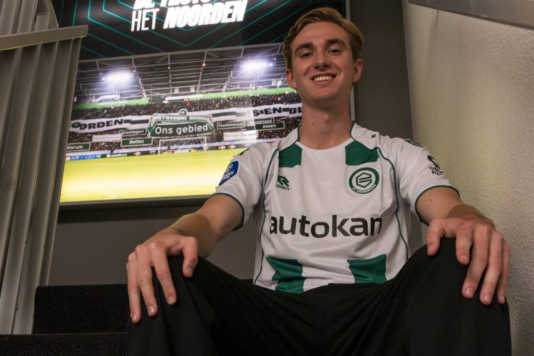 FC Groningen huurt Tygo Land van PSV - FC Groningen
