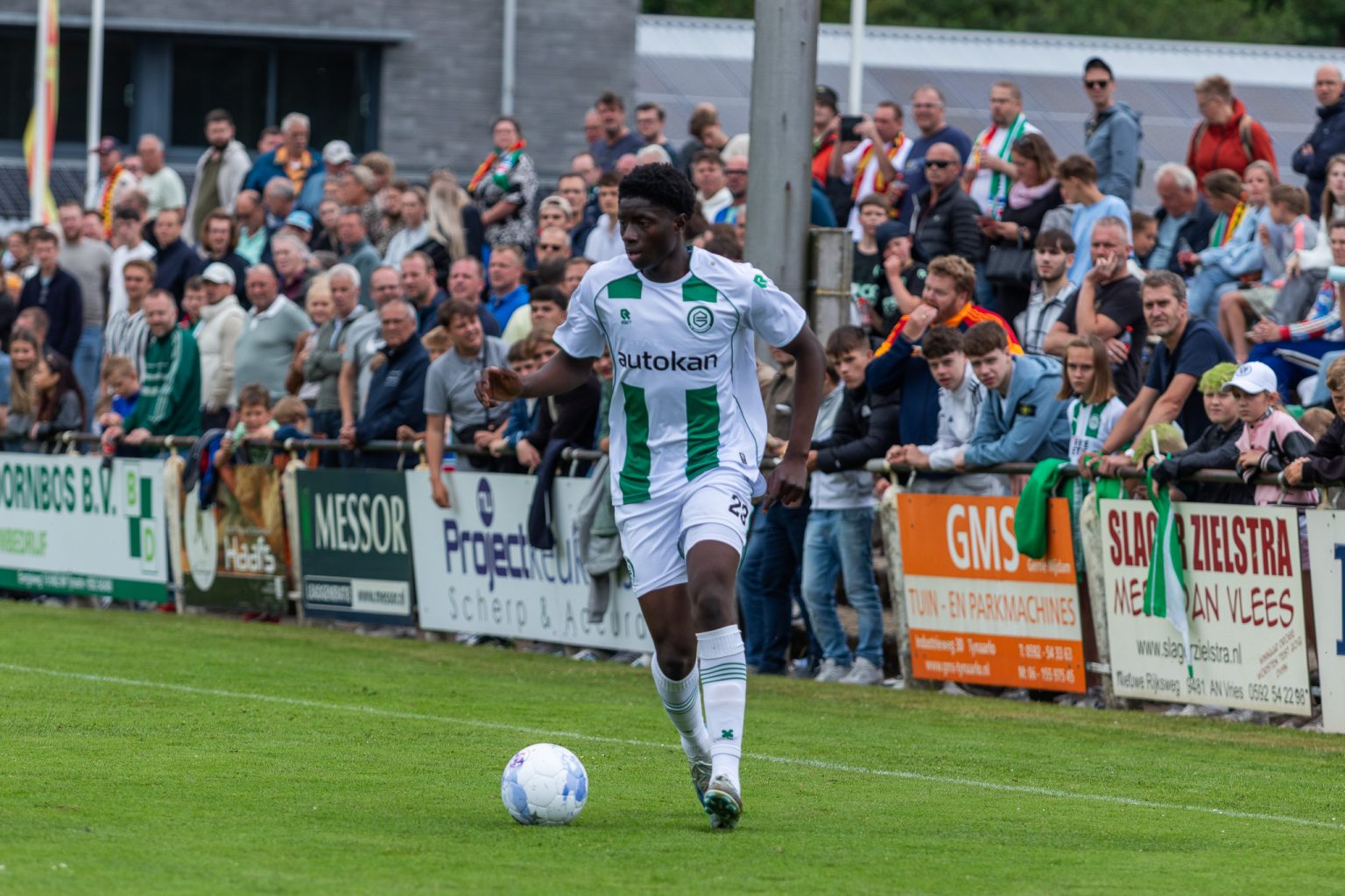 FC Groningen verhuurt Fofin Turay aan TOP Oss - FC Groningen
