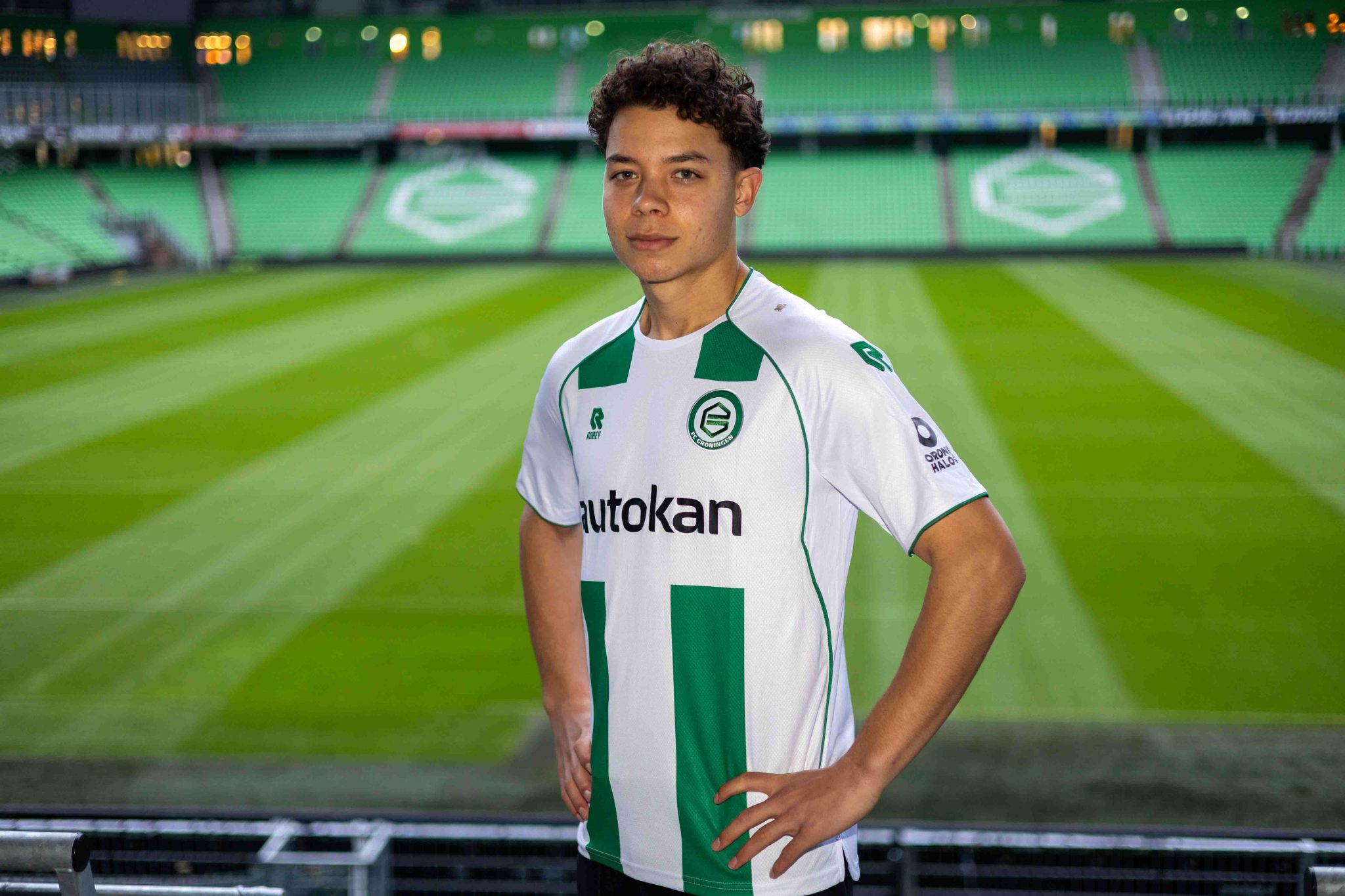 Eerste contract voor Robin Kelder bij FC Groningen - FC Groningen