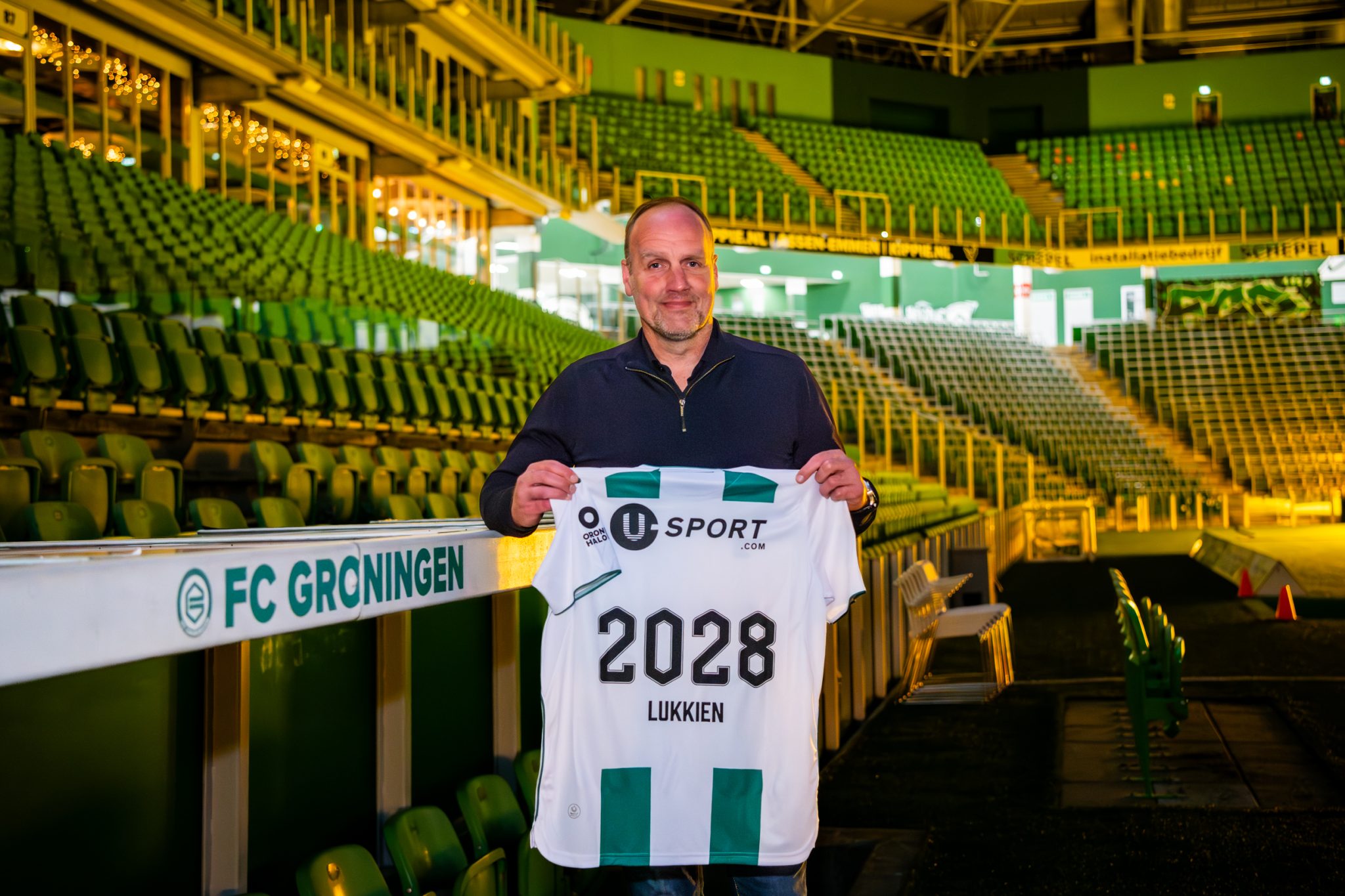 FC Groningen en Dick Lukkien verlengen samenwerking - FC Groningen